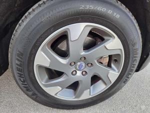 Pelēks Volvo XC60 2012 Kauņa, ar dzinēja tilpumu 2.40 L un nobraukumu 239 tūkst. km par 10950 €, foto 25 vietnē AUTOMOTO.COM.LV