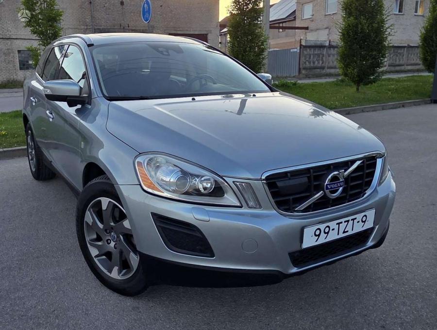 Pelēks Volvo XC60 2012 Kauņa, ar dzinēja tilpumu 2.40 L un nobraukumu 239 tūkst. km par 10950 €, foto 34 vietnē AUTOMOTO.COM.LV