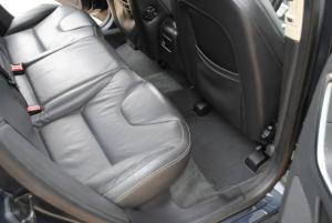 Grey Volvo XC60 2012 in Riga, with an engine capacity of 2.40 L and mileage of 275 thousand km for 10390 €, photo 12 on AUTOMOTO.COM.LV