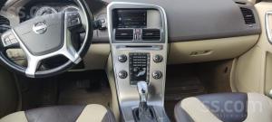 Pelēks Volvo XC60 2012 Daugavpils, ar dzinēja tilpumu 2.40 L un nobraukumu 247 tūkst. km par 9700 €, foto 6 vietnē AUTOMOTO.COM.LV