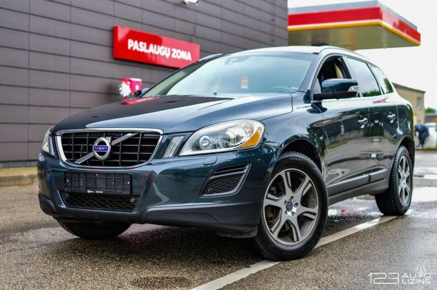 Pelēks Volvo XC60 2012 Kretinga, ar dzinēja tilpumu 2.00 L un nobraukumu 347 tūkst. km par 7599 €, foto 1 vietnē AUTOMOTO.COM.LV