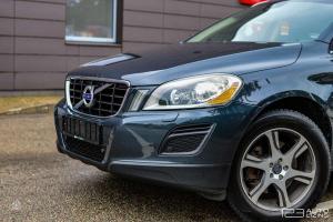 Pelēks Volvo XC60 2012 Kretinga, ar dzinēja tilpumu 2.00 L un nobraukumu 347 tūkst. km par 7599 €, foto 3 vietnē AUTOMOTO.COM.LV