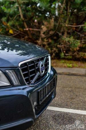 Pelēks Volvo XC60 2012 Kretinga, ar dzinēja tilpumu 2.00 L un nobraukumu 347 tūkst. km par 7599 €, foto 6 vietnē AUTOMOTO.COM.LV