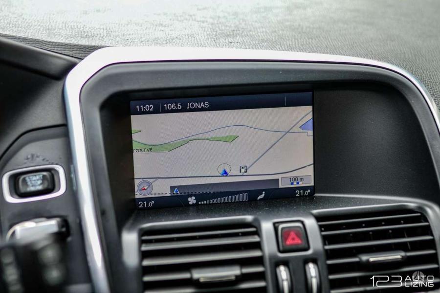 Pelēks Volvo XC60 2012 Kretinga, ar dzinēja tilpumu 2.00 L un nobraukumu 347 tūkst. km par 7599 €, foto 23 vietnē AUTOMOTO.COM.LV
