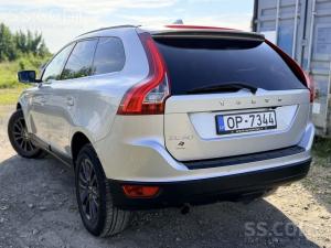 Pelēks Volvo XC60 2012 Rīga, ar dzinēja tilpumu 2.00 L un nobraukumu 0 tūkst. km par 8995 €, foto 3 vietnē AUTOMOTO.COM.LV