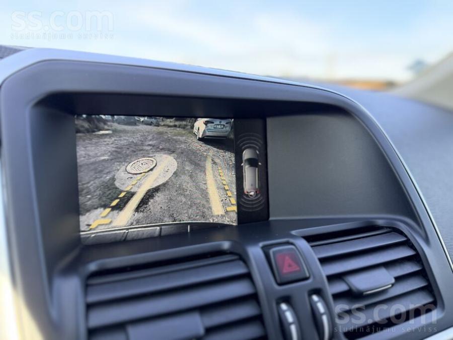 Pelēks Volvo XC60 2012 Rīga, ar dzinēja tilpumu 2.00 L un nobraukumu 0 tūkst. km par 8995 €, foto 14 vietnē AUTOMOTO.COM.LV