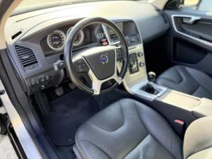 Grey Volvo XC60 2012 in Riga, with an engine capacity of 2.00 L and mileage of 0 thousand km for 8995 €, photo 12 on AUTOMOTO.COM.LV