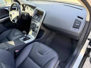 Grey Volvo XC60 2012 in Riga, with an engine capacity of 2.00 L and mileage of 0 thousand km for 8995 €, photo 22 on AUTOMOTO.COM.LV