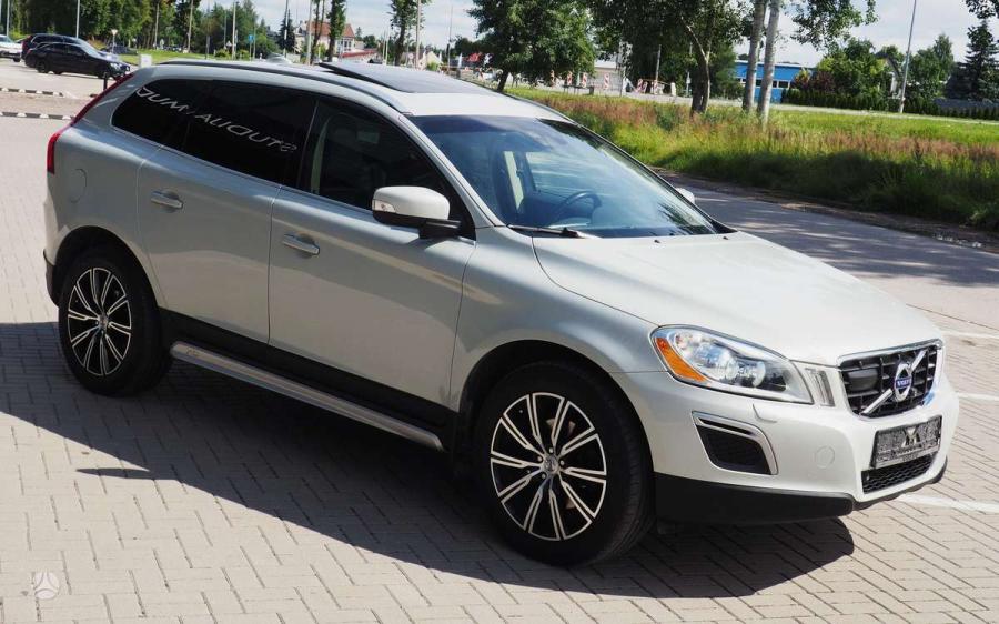 Pelēks Volvo XC60 2012 Kauņa, ar dzinēja tilpumu 2.40 L un nobraukumu 310 tūkst. km par 12650 €, foto 4 vietnē AUTOMOTO.COM.LV