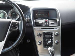Pelēks Volvo XC60 2012 Kauņa, ar dzinēja tilpumu 2.40 L un nobraukumu 310 tūkst. km par 12650 €, foto 17 vietnē AUTOMOTO.COM.LV