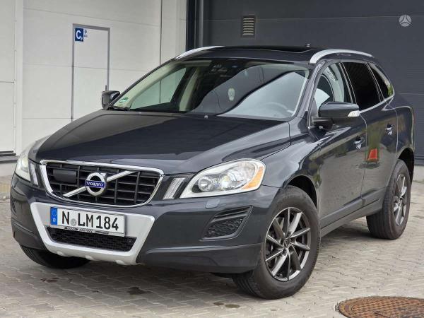 Pelēks Volvo XC60 2012 Viļņa, ar dzinēja tilpumu 1.98 L un nobraukumu 232 tūkst. km par 10400 €, foto 1 vietnē AUTOMOTO.COM.LV