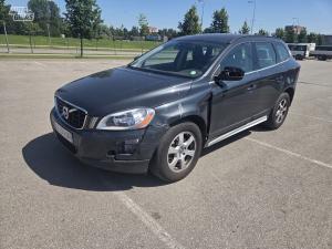 Pelēks Volvo XC60 2012 Mažeikiai, ar dzinēja tilpumu 2.00 L un nobraukumu 138 tūkst. km par 4800 €, foto  vietnē AUTOMOTO.COM.LV
