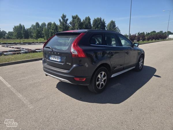 Grey Volvo XC60 2012 in Mazeikiai, with an engine capacity of 2.00 L and mileage of 138 thousand km for 4800 €, photo 5 on AUTOMOTO.COM.LV