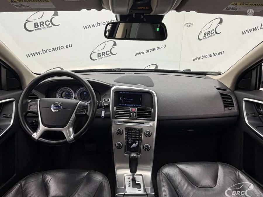 Grey Volvo XC60 2012 in Vilnius, with an engine capacity of 3.19 L and mileage of 290 thousand km for 6500 €, photo 5 on AUTOMOTO.COM.LV