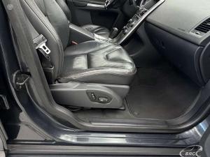 Grey Volvo XC60 2012 in Vilnius, with an engine capacity of 3.19 L and mileage of 290 thousand km for 6500 €, photo 8 on AUTOMOTO.COM.LV