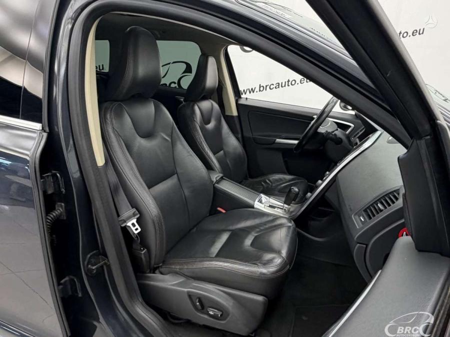 Grey Volvo XC60 2012 in Vilnius, with an engine capacity of 3.19 L and mileage of 290 thousand km for 6500 €, photo 9 on AUTOMOTO.COM.LV