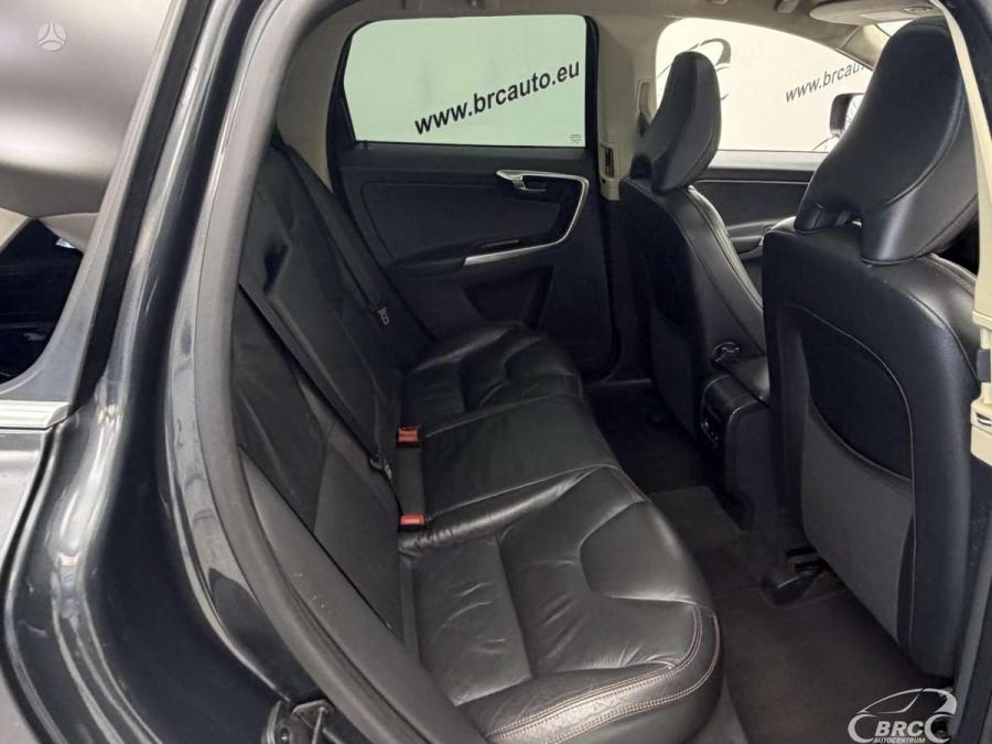 Grey Volvo XC60 2012 in Vilnius, with an engine capacity of 3.19 L and mileage of 290 thousand km for 6500 €, photo 12 on AUTOMOTO.COM.LV