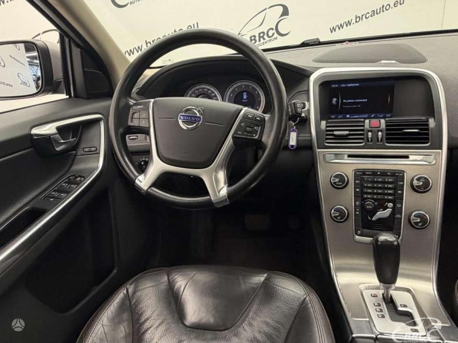 Grey Volvo XC60 2012 in Vilnius, with an engine capacity of 3.19 L and mileage of 290 thousand km for 6500 €, photo 16 on AUTOMOTO.COM.LV