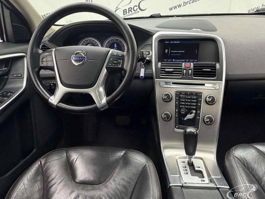Grey Volvo XC60 2012 in Vilnius, with an engine capacity of 3.19 L and mileage of 290 thousand km for 6500 €, photo 17 on AUTOMOTO.COM.LV