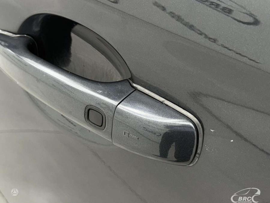 Grey Volvo XC60 2012 in Vilnius, with an engine capacity of 3.19 L and mileage of 290 thousand km for 6500 €, photo 22 on AUTOMOTO.COM.LV