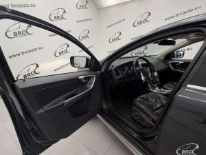 Grey Volvo XC60 2012 in Vilnius, with an engine capacity of 3.19 L and mileage of 290 thousand km for 6500 €, photo 23 on AUTOMOTO.COM.LV