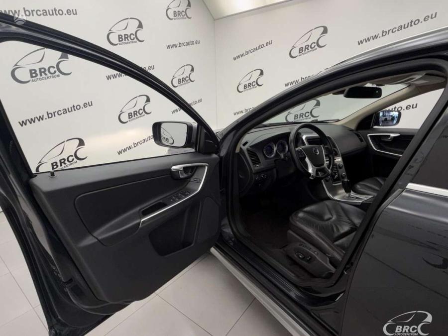 Grey Volvo XC60 2012 in Vilnius, with an engine capacity of 3.19 L and mileage of 290 thousand km for 6500 €, photo 23 on AUTOMOTO.COM.LV