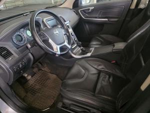 Pelēks Volvo XC60 2012 Viļņa, ar dzinēja tilpumu 2.40 L un nobraukumu 353 tūkst. km par 6900 €, foto 9 vietnē AUTOMOTO.COM.LV