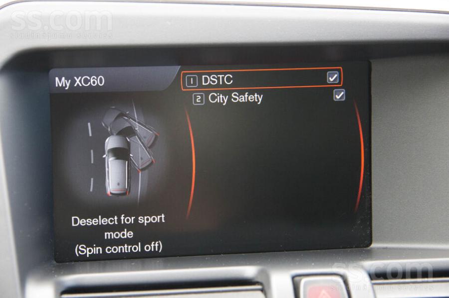 Grey Volvo XC60 2012 in Tukums, with an engine capacity of 2.40 L and mileage of 299 thousand km for 8200 €, photo 19 on AUTOMOTO.COM.LV