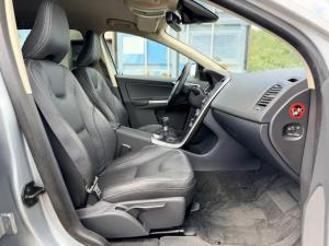 Grey Volvo XC60 2012 in Riga, with an engine capacity of 2.40 L and mileage of 0 thousand km for 9500 €, photo 24 on AUTOMOTO.COM.LV