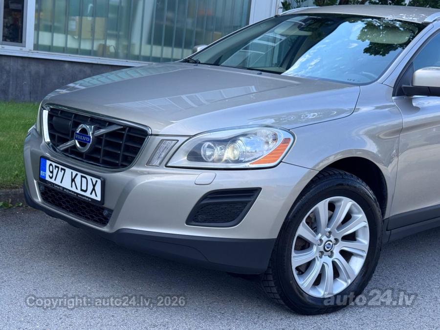Grey Volvo XC60 2012 in Tallinn, with an engine capacity of 2.40 L and mileage of 0 thousand km for 7950 €, photo 1 on AUTOMOTO.COM.LV