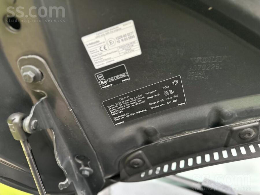 Серый Вольво ХС60 2012 в Талси, объемом двигателя 2.40 л и пробегом 270 тыс. км за 11470 €, фото 26 на AUTOMOTO.COM.LV