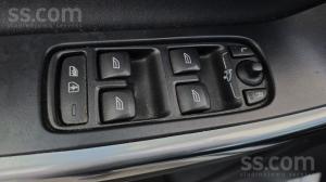 Pelēks Volvo XC60 2012 Tukums, ar dzinēja tilpumu 2.40 L un nobraukumu 263 tūkst. km par 8900 €, foto 13 vietnē AUTOMOTO.COM.LV