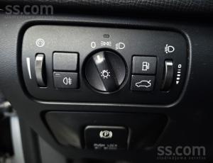 Pelēks Volvo XC60 2012 Tukums, ar dzinēja tilpumu 2.40 L un nobraukumu 263 tūkst. km par 8900 €, foto 14 vietnē AUTOMOTO.COM.LV