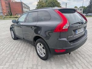 Pelēks Volvo XC60 2012 Tauragė, ar dzinēja tilpumu 1.98 L un nobraukumu 278 tūkst. km par 5900 €, foto 9 vietnē AUTOMOTO.COM.LV