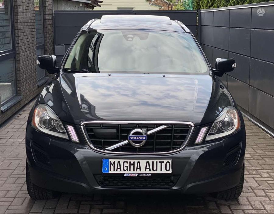 Pelēks Volvo XC60 2012 Marijampole, ar dzinēja tilpumu 2.40 L un nobraukumu 245 tūkst. km par 11550 €, foto 4 vietnē AUTOMOTO.COM.LV