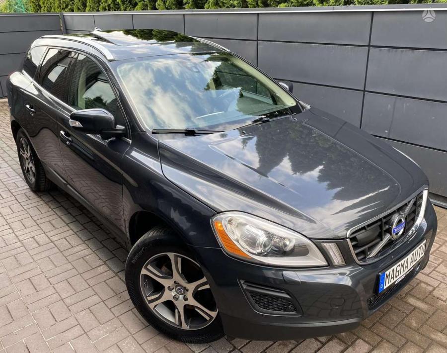 Pelēks Volvo XC60 2012 Marijampole, ar dzinēja tilpumu 2.40 L un nobraukumu 245 tūkst. km par 11550 €, foto 7 vietnē AUTOMOTO.COM.LV
