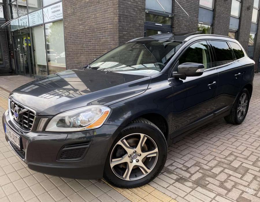 Pelēks Volvo XC60 2012 Marijampole, ar dzinēja tilpumu 2.40 L un nobraukumu 245 tūkst. km par 11550 €, foto 11 vietnē AUTOMOTO.COM.LV