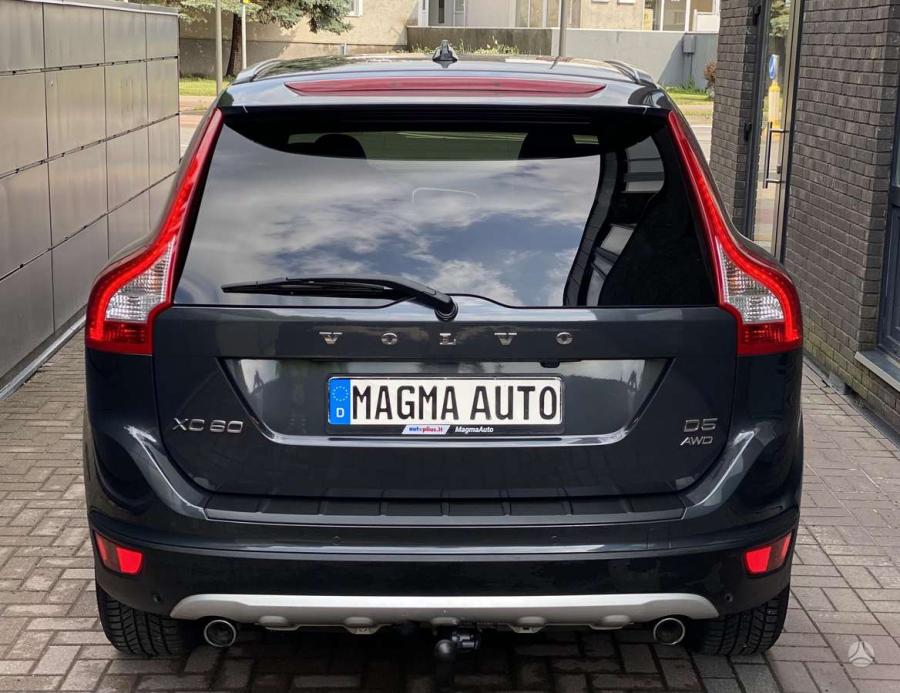 Pelēks Volvo XC60 2012 Marijampole, ar dzinēja tilpumu 2.40 L un nobraukumu 245 tūkst. km par 11550 €, foto 19 vietnē AUTOMOTO.COM.LV