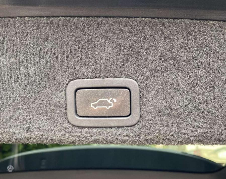 Pelēks Volvo XC60 2012 Marijampole, ar dzinēja tilpumu 2.40 L un nobraukumu 245 tūkst. km par 11550 €, foto 21 vietnē AUTOMOTO.COM.LV