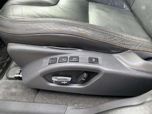 Pelēks Volvo XC60 2012 Marijampole, ar dzinēja tilpumu 2.40 L un nobraukumu 245 tūkst. km par 11550 €, foto 23 vietnē AUTOMOTO.COM.LV