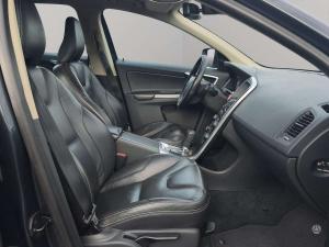 Pelēks Volvo XC60 2012 Viļņa, ar dzinēja tilpumu 2.40 L un nobraukumu 246 tūkst. km par 9499 €, foto 9 vietnē AUTOMOTO.COM.LV