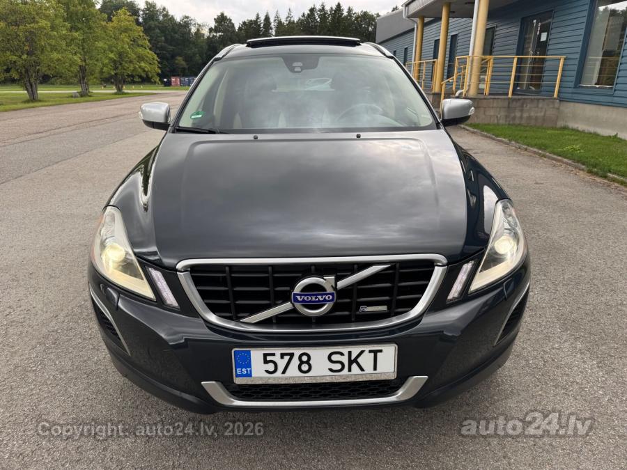 Grey Volvo XC60 2012 in Rapla, with an engine capacity of 2.40 L and mileage of 310 thousand km for 10900 €, photo 4 on AUTOMOTO.COM.LV