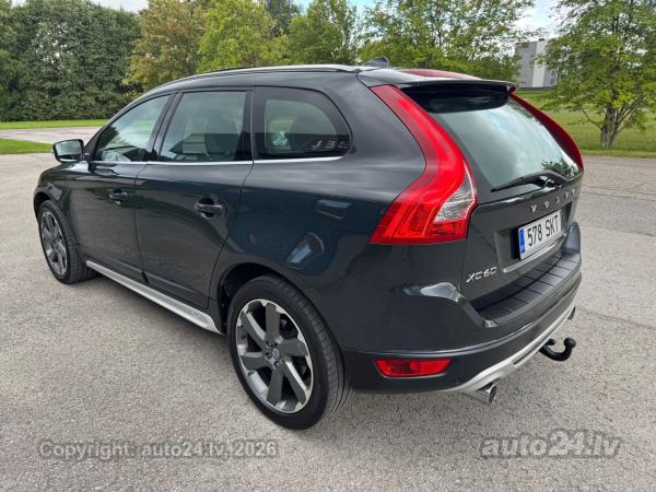 Grey Volvo XC60 2012 in Rapla, with an engine capacity of 2.40 L and mileage of 310 thousand km for 10900 €, photo 6 on AUTOMOTO.COM.LV