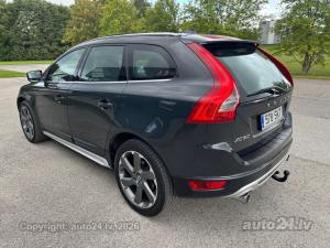 Grey Volvo XC60 2012 in Rapla, with an engine capacity of 2.40 L and mileage of 310 thousand km for 10900 €, photo 7 on AUTOMOTO.COM.LV