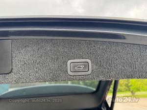 Grey Volvo XC60 2012 in Rapla, with an engine capacity of 2.40 L and mileage of 310 thousand km for 10900 €, photo 27 on AUTOMOTO.COM.LV