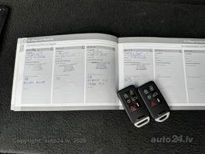 Grey Volvo XC60 2012 in Rapla, with an engine capacity of 2.40 L and mileage of 310 thousand km for 10900 €, photo 28 on AUTOMOTO.COM.LV