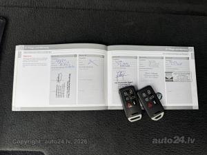 Grey Volvo XC60 2012 in Rapla, with an engine capacity of 2.40 L and mileage of 310 thousand km for 10900 €, photo 30 on AUTOMOTO.COM.LV
