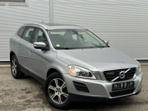Grey Volvo XC60 2012 in Utena, with an engine capacity of 2.40 L and mileage of 302 thousand km for 9190 €, photo 17 on AUTOMOTO.COM.LV