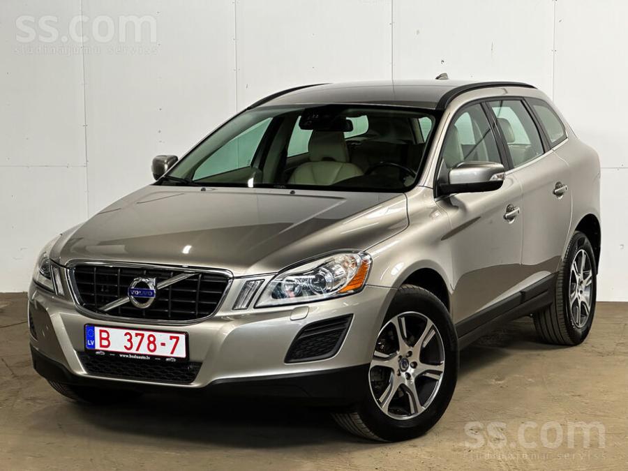 Grey Volvo XC60 2012 in Jurmala, with an engine capacity of 2.40 L and mileage of 345 thousand km for 9950 €, photo 1 on AUTOMOTO.COM.LV