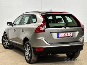 Grey Volvo XC60 2012 in Jurmala, with an engine capacity of 2.40 L and mileage of 345 thousand km for 9950 €, photo 7 on AUTOMOTO.COM.LV